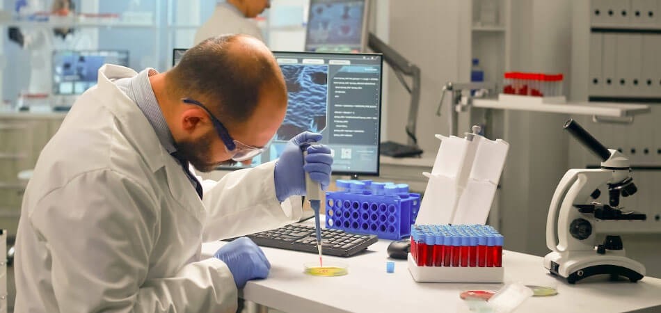 Scope of Medical Lab Science in India: Securing Career Goals with this ...